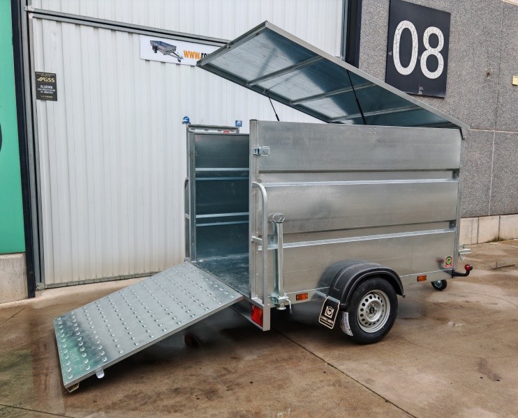 Remolque Cerrado